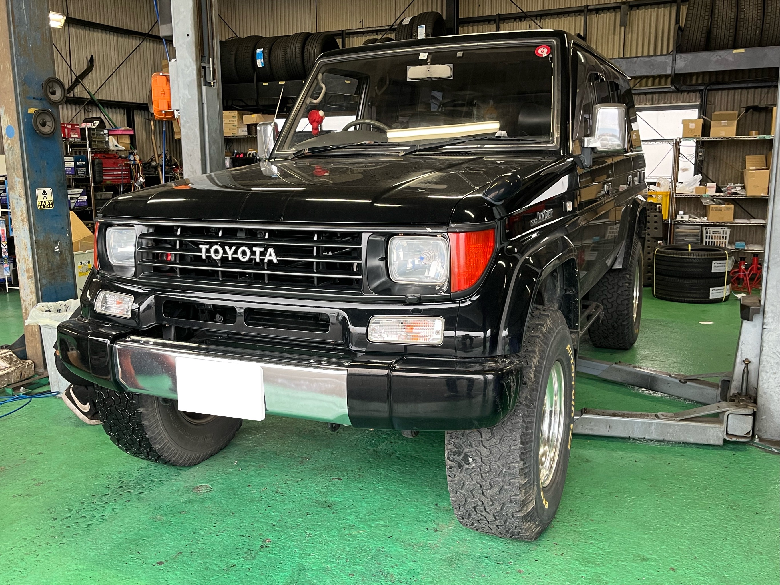 （株）SHOEI GROUP CARSOL（整備・修理） - トヨタランドクルーザー【型式：KD-KZJ78W H7年式 217,948㎞】オイル交換・テール球交換にてご入庫頂きました！の作業 ...